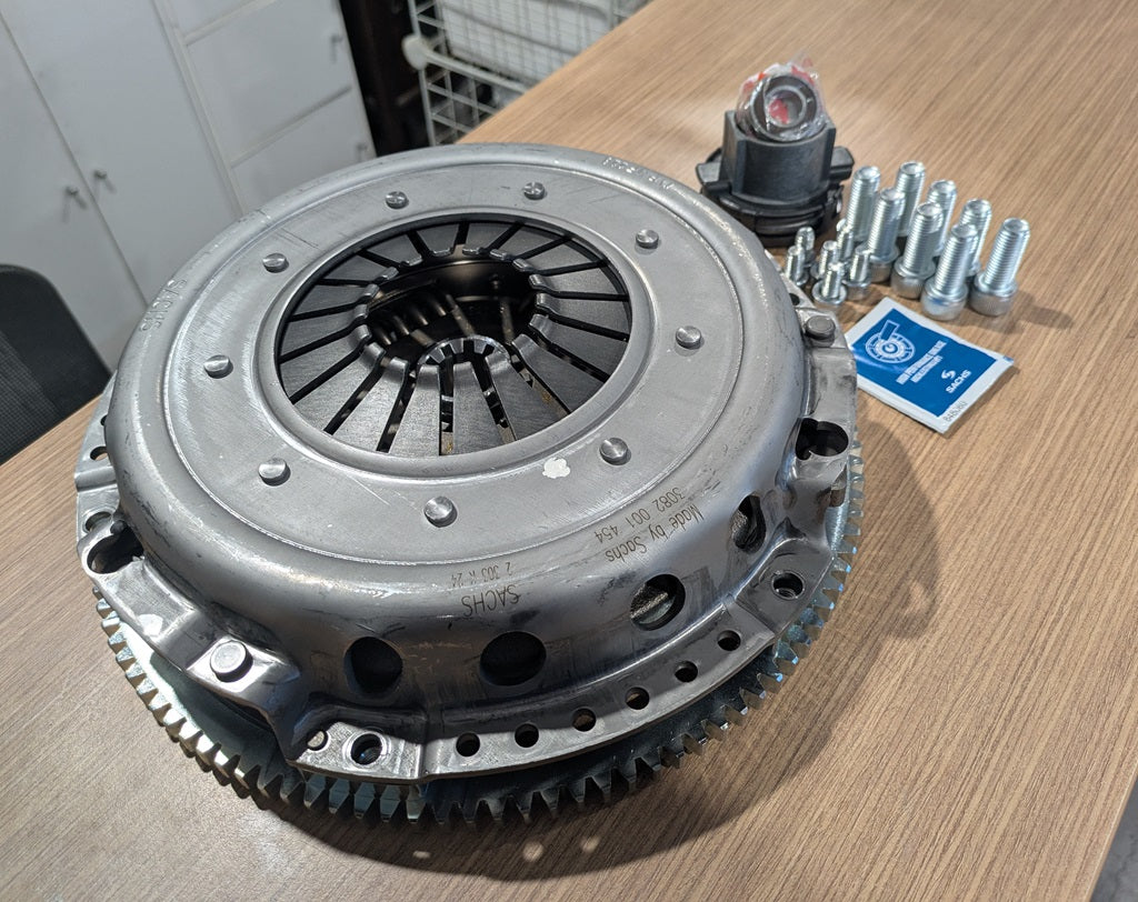 Lightweight Flywheel + Clutch Setup M20 228mm – GreshM Performance